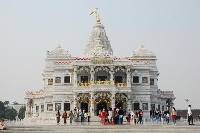 Mathura Vrindavan and Composite Brij Tour with Taj Mahal - FAQs