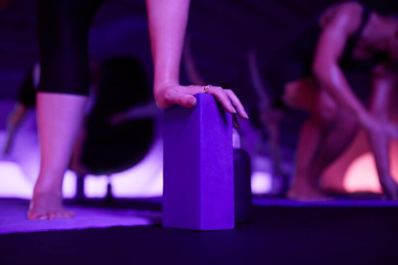Matosinhos: Private Hot Yoga Class for Bachelor/ette Parties - Practical Details to Consider