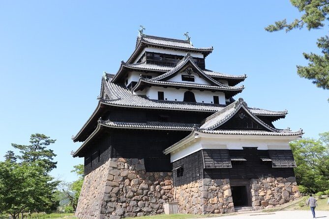 Matsue/Izumo Taisha Shrine Full-Day Private Trip with Government-Licensed Guide - Key Points