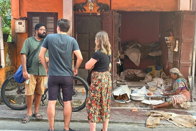 Mattancherry Heritage Tour by The Kochi Heritage Project - Food and Beverage Tasting: A Highlight