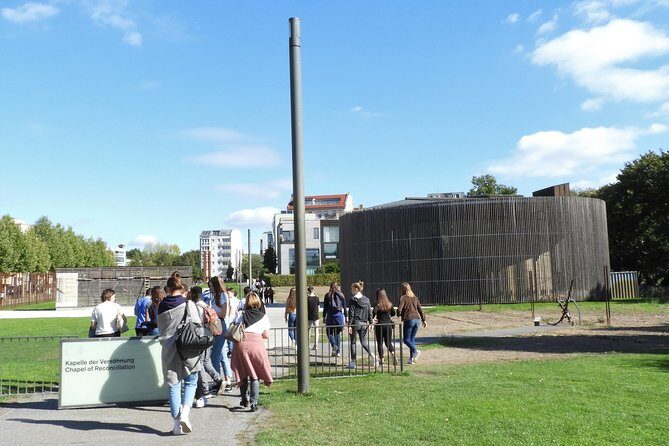 Mauer Tour - Schicksale, Liebesgeschichten und Helden - Detailed Breakdown of the Itinerary