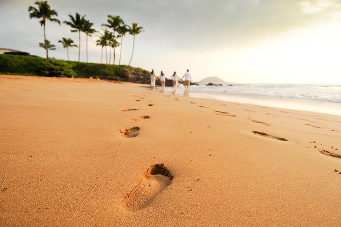 Maui Family and Couple Beach Photo Session - Professional Photographers Who Know Their Stuff