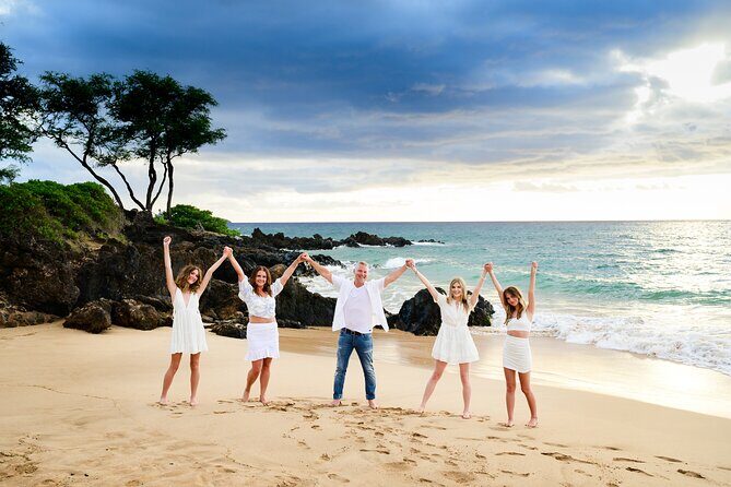 Maui Family and Couple Beach Photo Session - The Sum Up