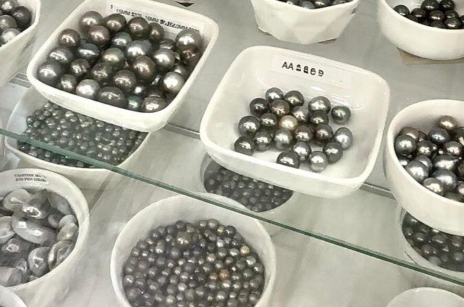 Maui Jewelry Making Class with Puka Shells and Pearls - The Sum Up