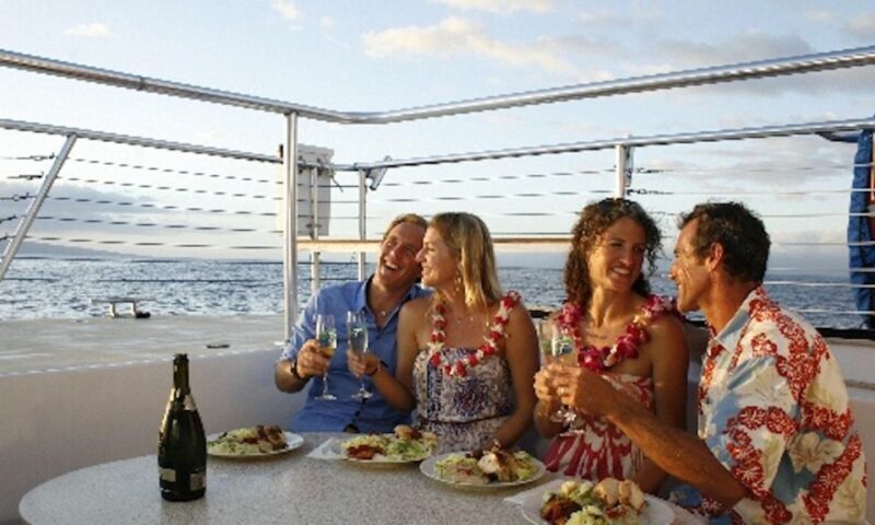 Maui: Ka'anapali Luxury Sunset Dinner Sail - An In-Depth Look at the Maui Sunset Catamaran Cruise