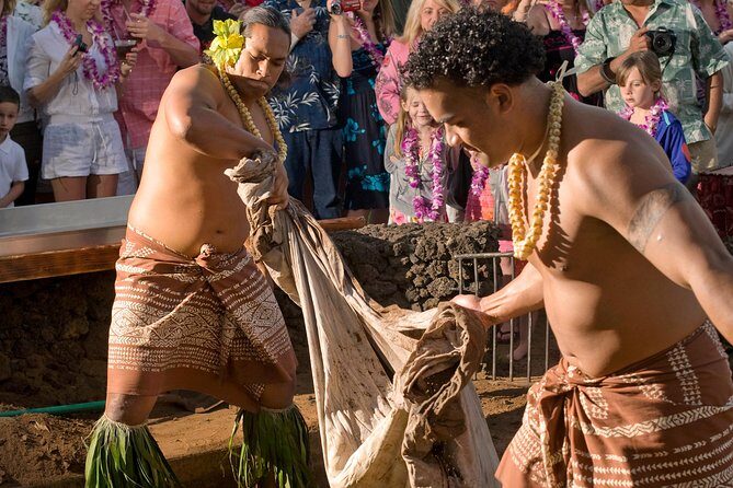 Maui Nui Luau at the Sheraton Maui Resort & Spa - An Authentic Polynesian Night on Maui