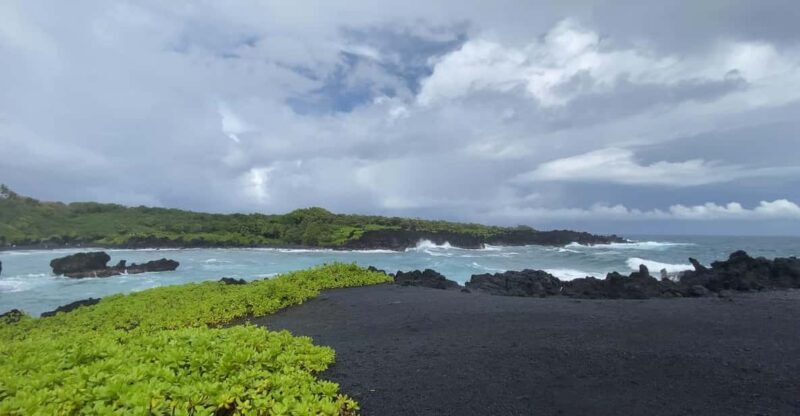 Maui: Van Day Trip to Hana with Local Guide and Lunch - An In-Depth Look at the Experience