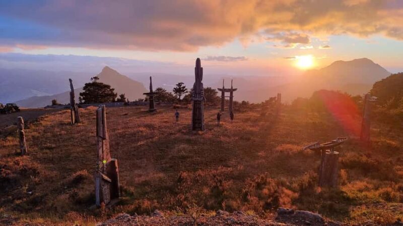 Maunga Hikurangi Sunrise Tour - Te Urunga-Tu Sunrise Tour - The Sacred Carvings: Nine Legendary Pou