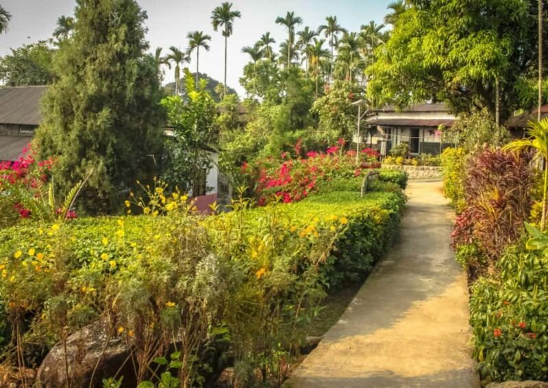 Mawlynnong: Guided Day Trip from Shillong with Hotel Pickup - Value and Practical Considerations