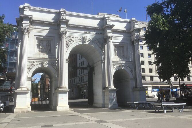 Mayfair and Belgravia Private Walking Tour - An Introduction to the Tour Experience