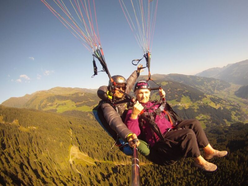 Mayrhofen: Höhenflug über den Bergen von Mayrhofen - Comparing Similar Experiences