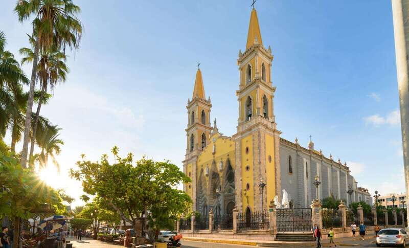 Mazatlan: Old Town Sightseeing and Golden Zone Private - Who Will Love This Tour?