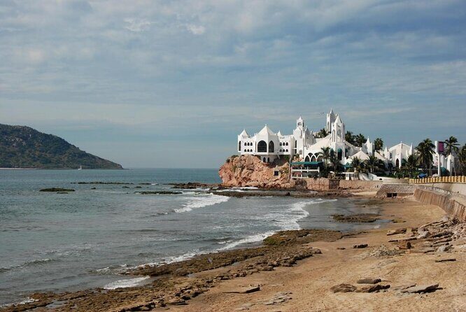 Mazatlan Sightseeing and Golden Zone - Exploring the Mazatlan Sightseeing and Golden Zone Tour: A Balanced Look