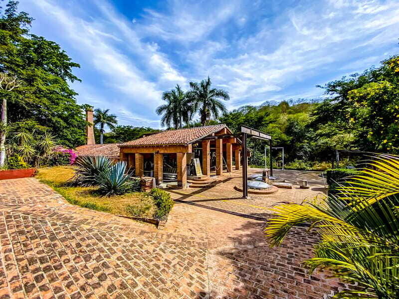 Mazatlán: Tequila Factory & Country Sightseeing - Authentic Food & Local Stories