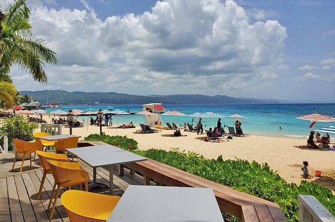 MBJ Airport Arrival and Private Transfer with Beach Stop - Summary of Pros and Cons