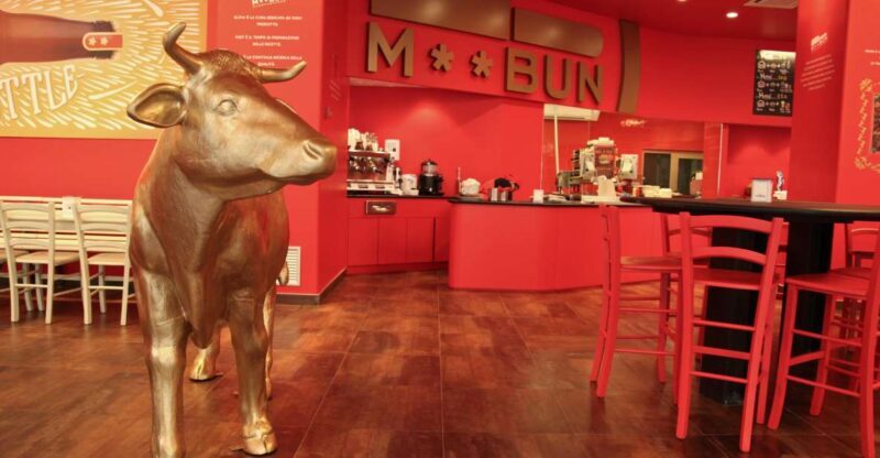 MBun Hamburger Shop and Open Bus Turin - A Fresh Approach to Exploring Turin