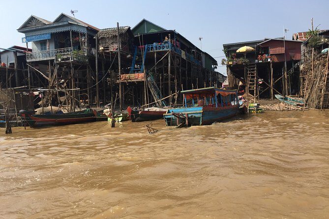 Me Chrey uncrowded Floating village Private Tour bike - Enjoy the charm of the floating community
