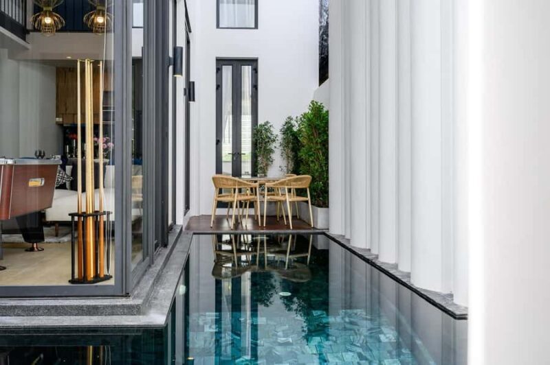 ME9 Luxury Pool Villa Pattaya - Key Points