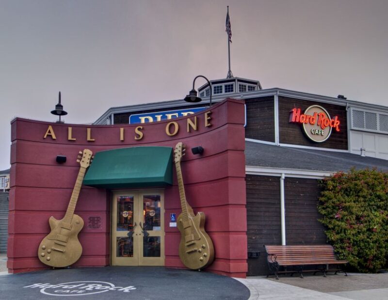 Meal at Hard Rock Cafe San Francisco at Pier 39 - Who Should Consider This Experience?