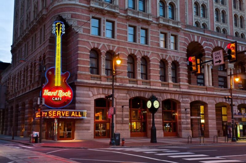Meal at the Hard Rock Cafe Philadelphia - What You Can Expect from a Meal at Hard Rock Cafe Philadelphia