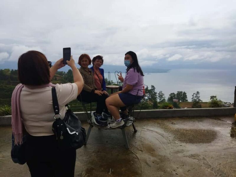 Medan: 4 Days 3 Nights Lake Toba Tour Package include Hotels - FAQ