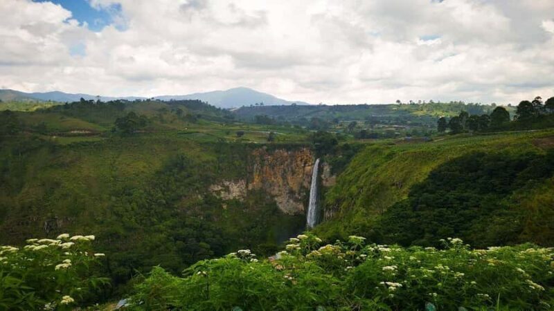 Medan: Taman Simalem Resort Day Trip with Lunch - An In-Depth Look at the Tour