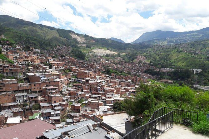 Medellín & Comuna 13 Private Tour - Why This Tour Offers Good Value