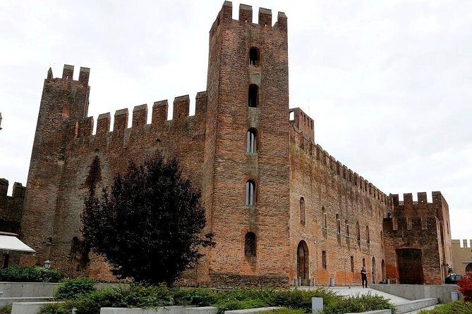 Medieval castles walled towns, Renaissance villas, ceramic, south Euganean Hills - Final Thoughts: Who Will Love This Tour?