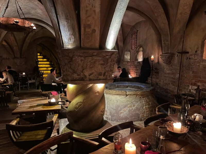 Medieval Nights: Drink, Snack tasting & Guided Adventure - Key Points