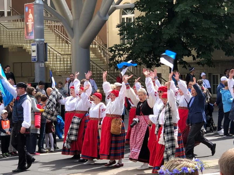 Medieval Tallinn 2-Hour Old Town Walking Tour - Why This Tour Is a Great Choice