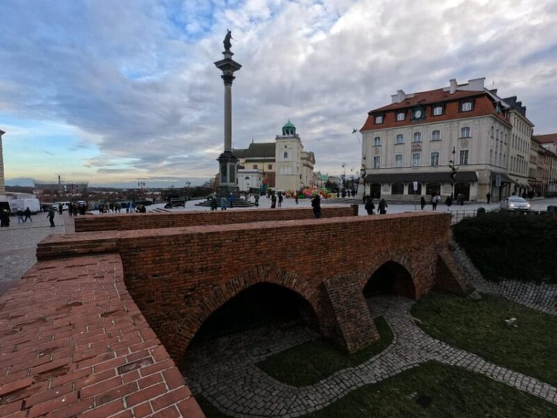 Medieval Warsaw Walking Tour with Smartphone App - A Closer Look at the Experience