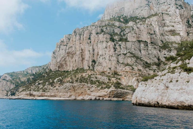 Mediterranean Dream: Cassis, Calanques boat & appetizer - A Complete Look at the "Mediterranean Dream" Experience