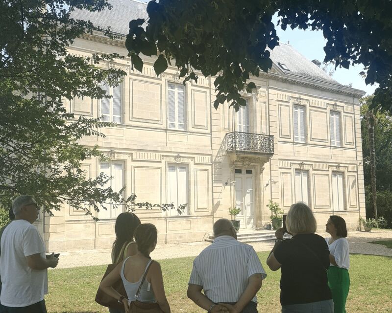 Médoc wine tour from Bordeaux: 2 wineries & 6 wines - FAQ
