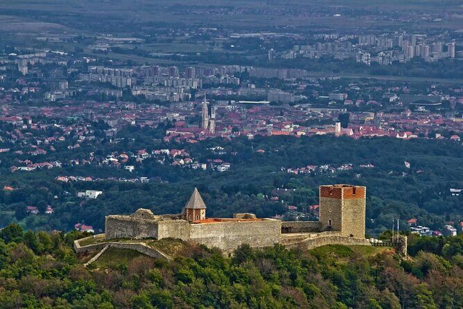 Medvedgrad Fortress: Half Day Guided Walking Tour from Zagreb - Key Points