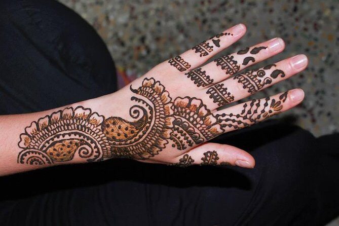 Mehendi Art Class in Pondicherry - Key Points