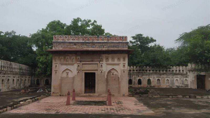 Mehrauli Archaeological Park Walk - Exploring Mehrauli Archaeological Park: A Walk Through Delhi’s Hidden Past