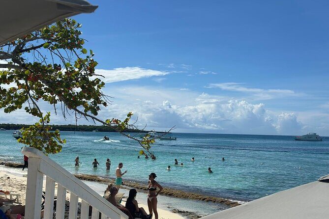 Mein Schiff from La Romana port: Catalina Island - FAQs