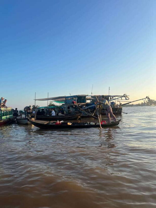 Mekong Delta 2 Day Tour With Pottery Village Floating Market - Potential Drawbacks