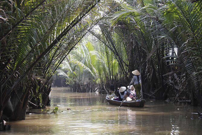 Mekong Delta Tuk Tuk, Vinh Trang pagoda and hand Rowing Sampan - FAQs