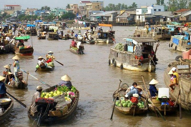 Mekong River Cruise PhnomPenh ChauDoc CanTho Saigon 3days - Key Points