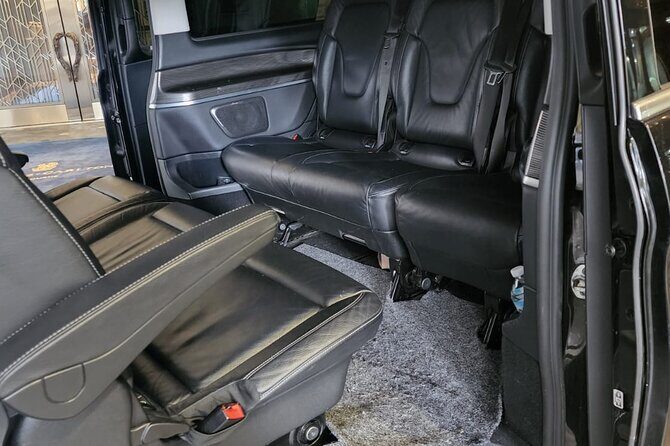 Melbourne Airport to City Transfer by Luxury Car - Frequently Asked Questions