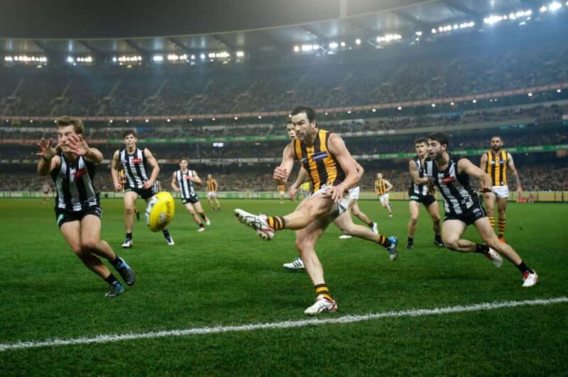 Melbourne: Aussie Rules Football Match & Sports Walking Tour - Melbourne: Aussie Rules Football Match & Sports Walking Tour