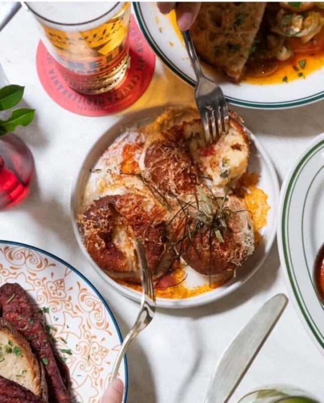 Melbourne: Bottomless Sangria & Tapas on Degraves Street - The Experience: What to Expect