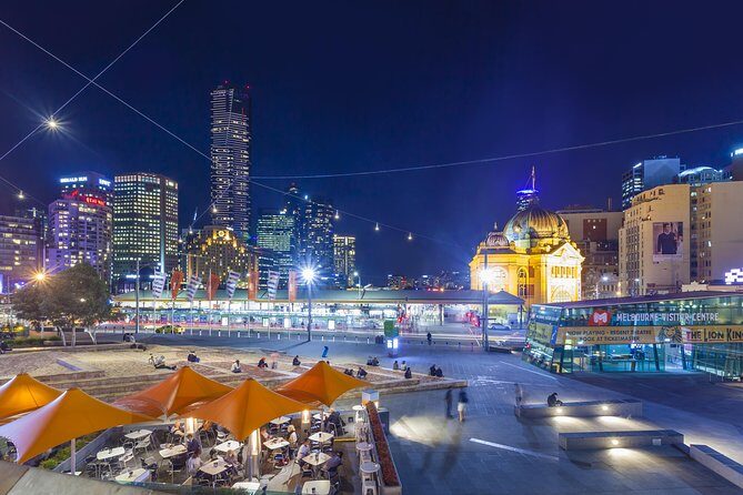 Melbourne By Night - An Authentic Night Out in St. Kilda