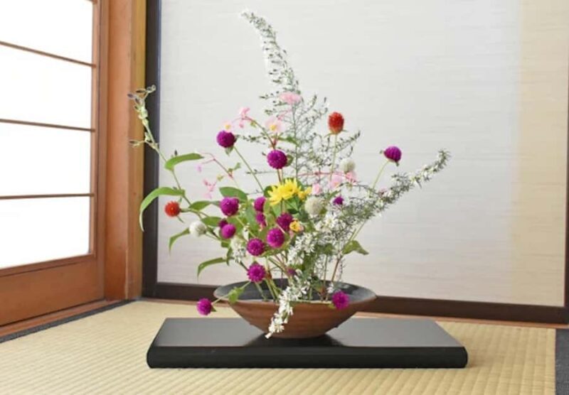 Melbourne CBD: Japanese Ikebana Flower Arrangement Workshop - The Value of Expert Guidance
