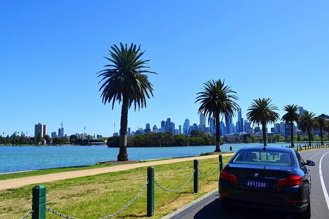 Melbourne Drive by Day - Private Tour - Aughtie Drive and the F1 Track