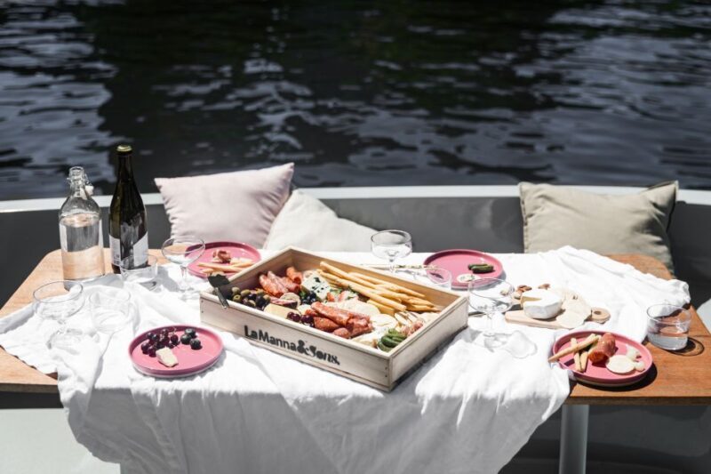 Melbourne: Electric Picnic Boat Rental on the Yarra River - Practical Details: What You Need to Know