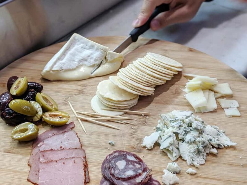 Melbourne Flavors: Queen Victoria Market Food Tour - Exploring the Queen Victoria Market Food Tour: A Genuine Taste of Melbourne