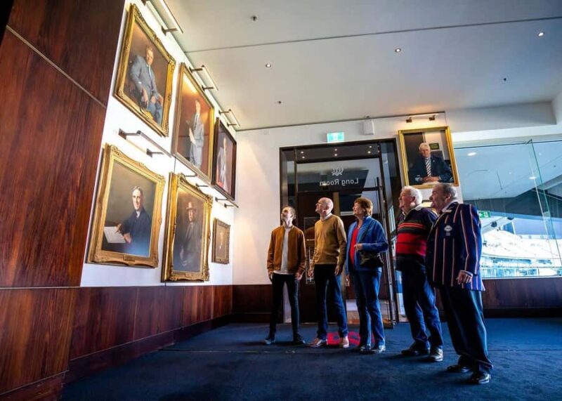 Melbourne MCG Tour: Australian Football Experience - FAQs