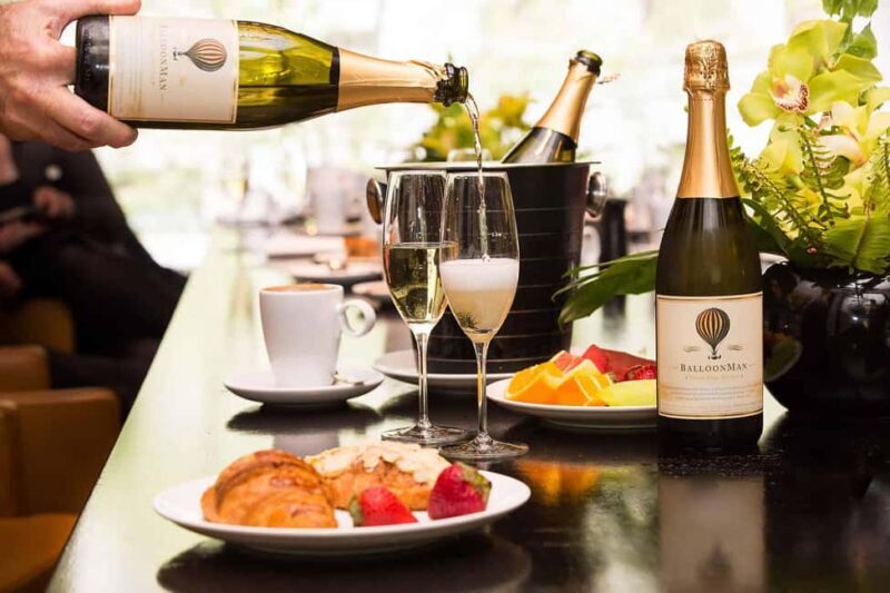 Melbourne Premium Balloon Flight 5-Star Champagne Breakfast - Key Points